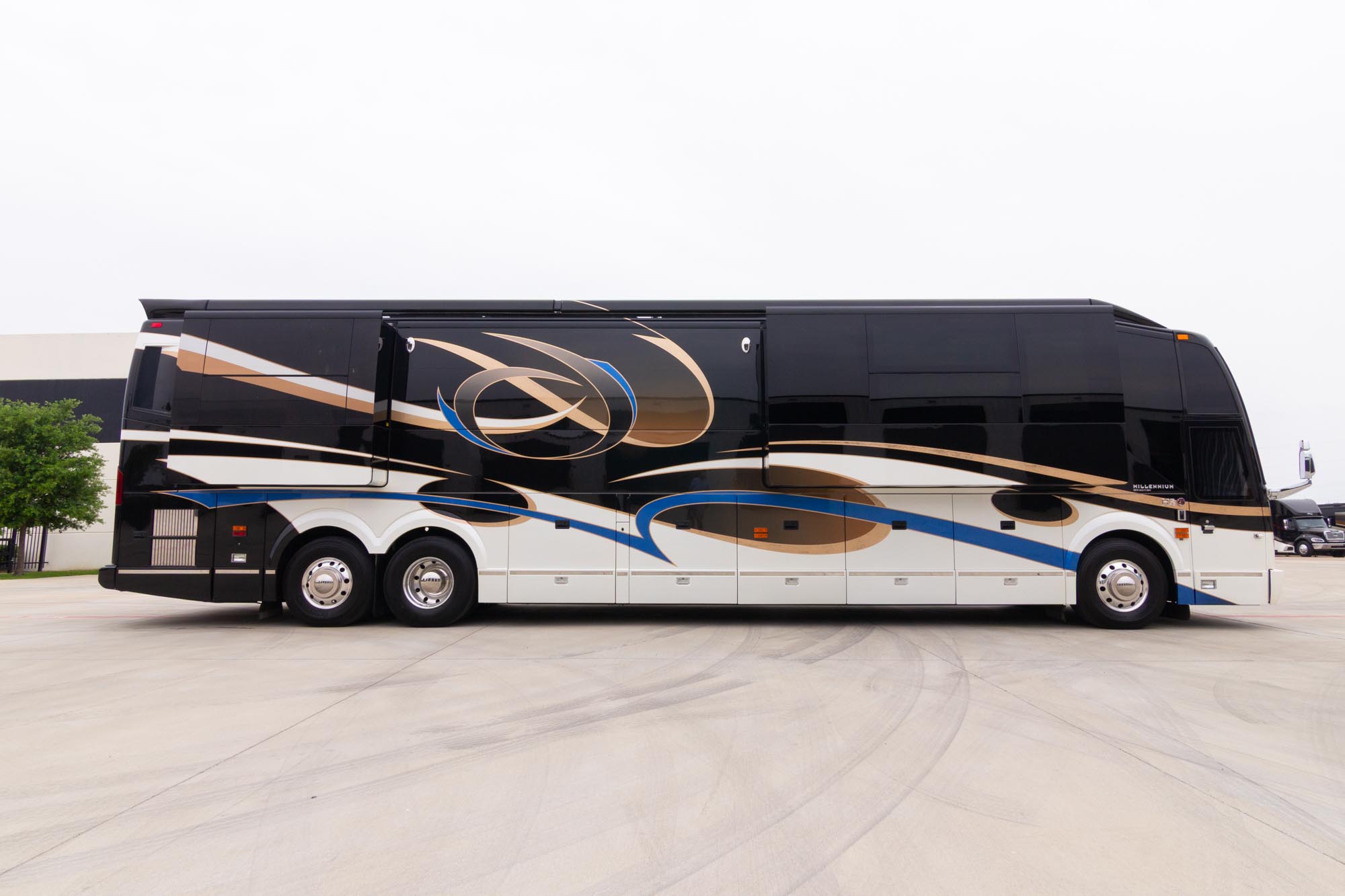 Trawick Luxury Coaches | Showroom